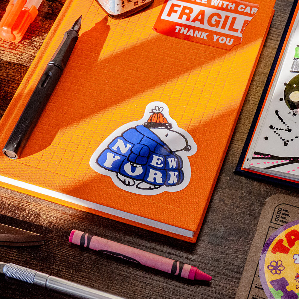 Snoopy NY Puffer Coat – Apply Stickers